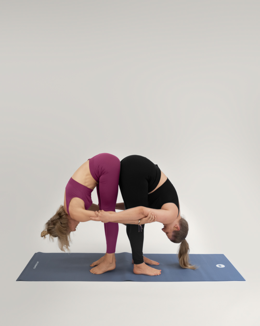 Yoga-Übungen zu Zweit: 7 Figuren für zwei Personen